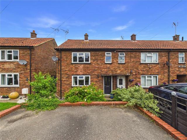 3 bedroom end of terrace house for sale