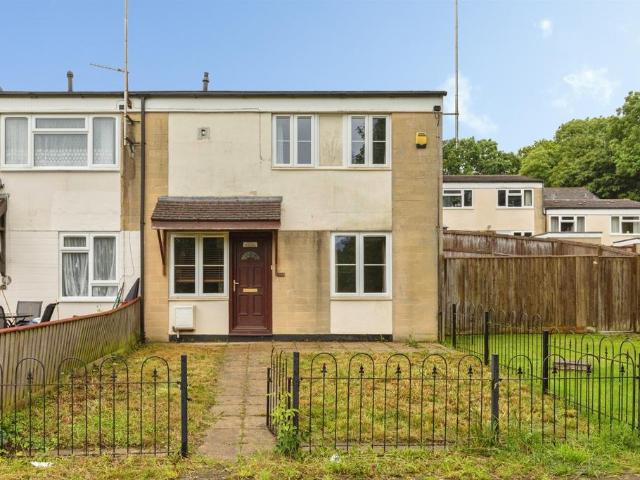 3 bedroom end of terrace house for sale