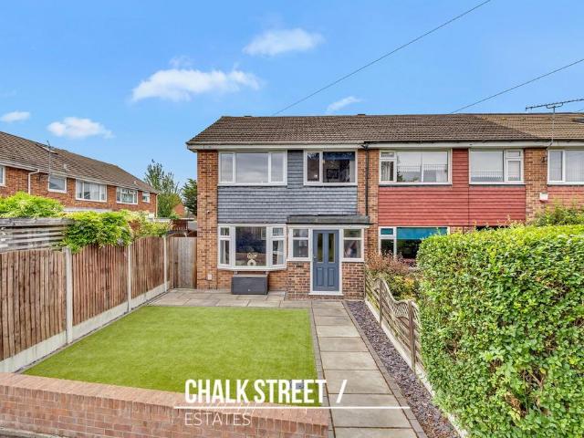 3 bedroom end of terrace house for sale