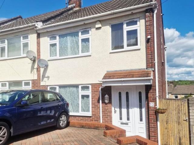 3 bedroom end of terrace house for sale