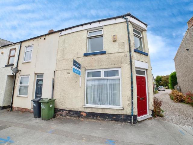 3 bedroom end of terrace house for sale