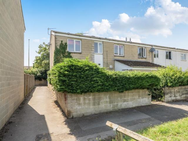 3 bedroom end of terrace house for sale