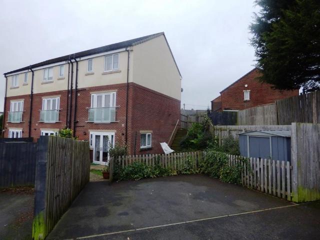 3 bedroom end of terrace house for sale