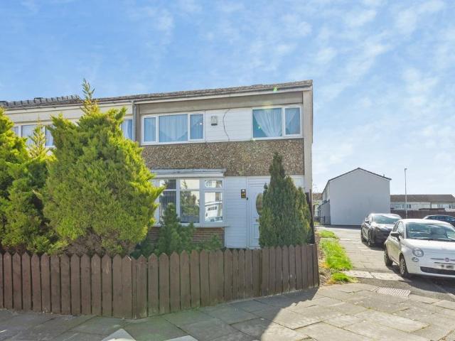 3 bedroom end of terrace house for sale