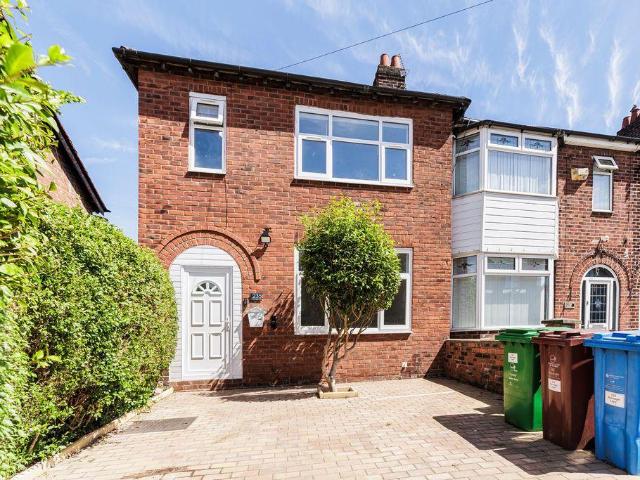3 bedroom end of terrace house for sale