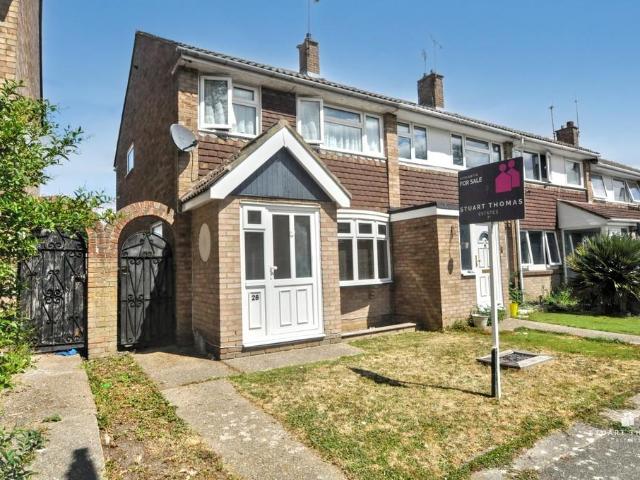 3 bedroom end of terrace house for sale
