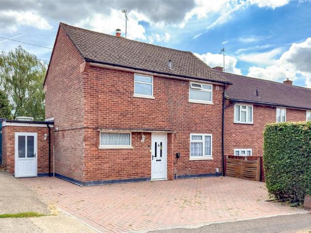 3 bedroom end of terrace house for sale