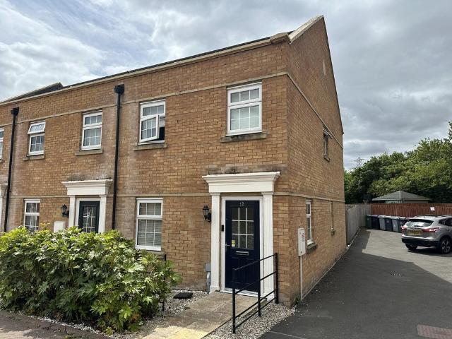 3 bedroom end of terrace house for sale
