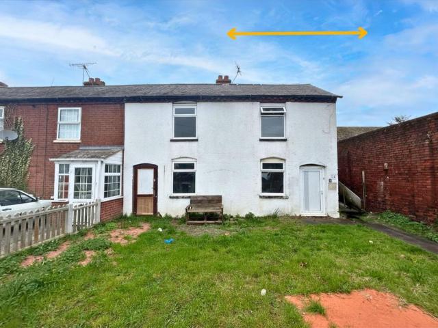 3 bedroom end of terrace house for sale