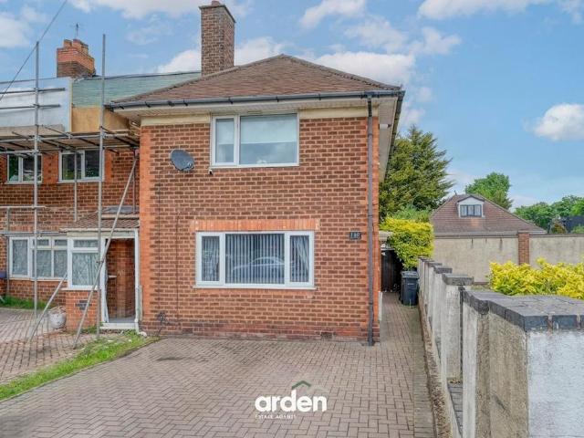 3 bedroom end of terrace house for sale