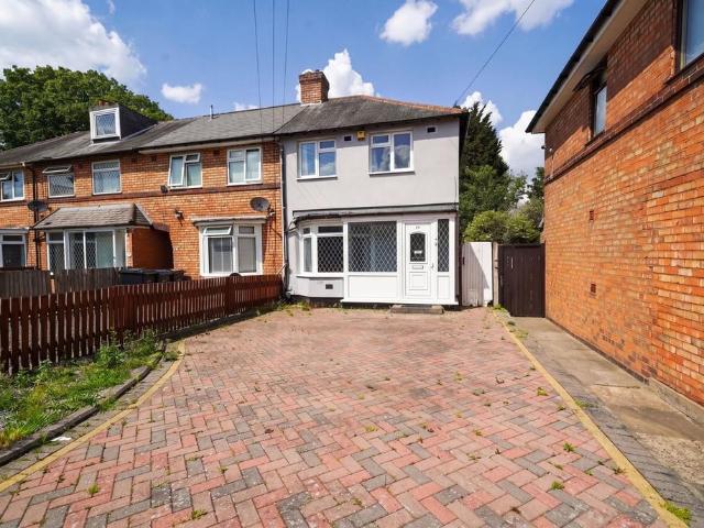 3 bedroom end of terrace house for sale