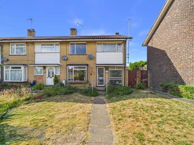 3 bedroom end of terrace house for sale