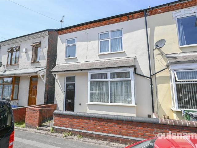 3 bedroom end of terrace house for sale