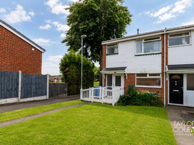 3 bedroom end of terrace house for sale