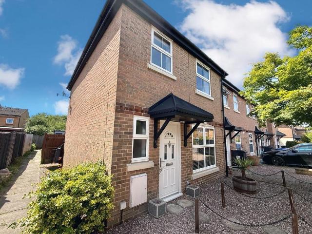 3 bedroom end of terrace house for sale