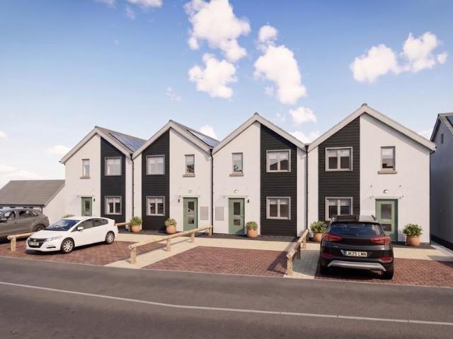 3 bedroom end of terrace house for sale