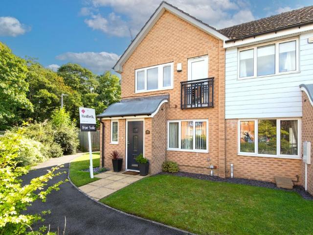 3 bedroom end of terrace house for sale