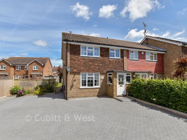 3 bedroom end of terrace house for sale