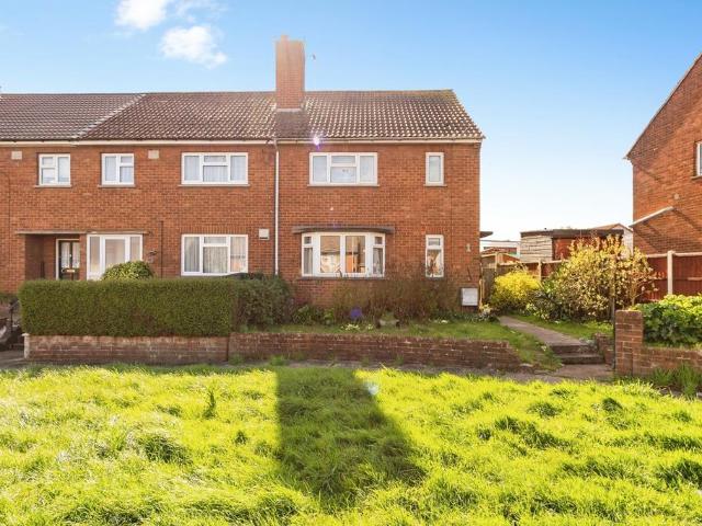 3 bedroom end of terrace house for sale
