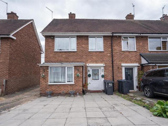 3 bedroom end of terrace house for sale