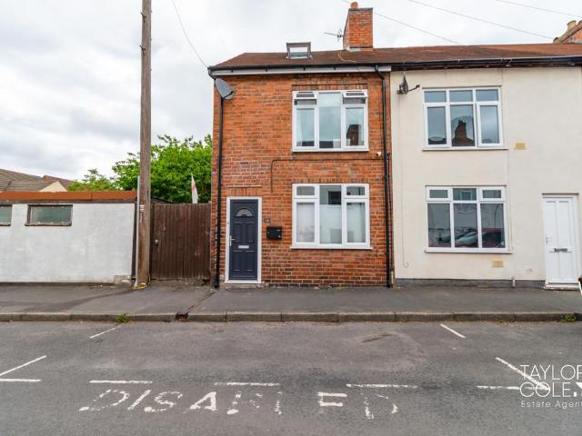 3 bedroom end of terrace house for sale