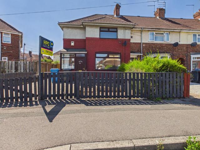3 bedroom end of terrace house for sale