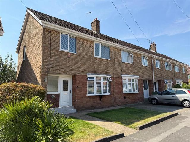 3 bedroom end of terrace house for sale