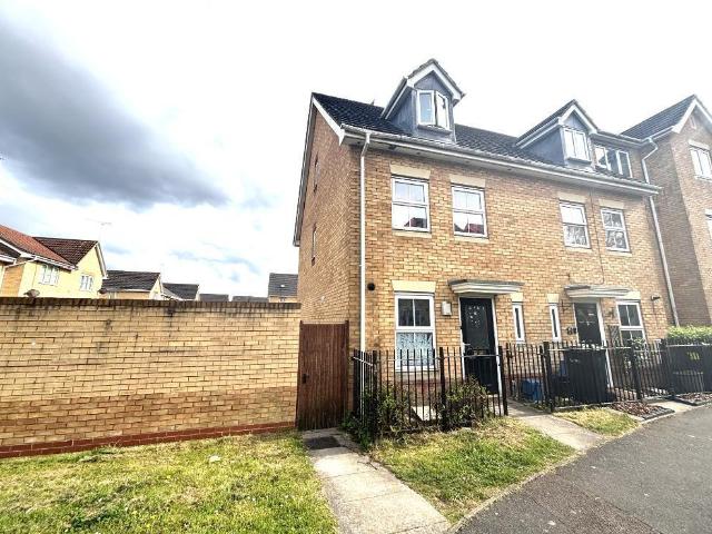 3 bedroom end of terrace house for sale