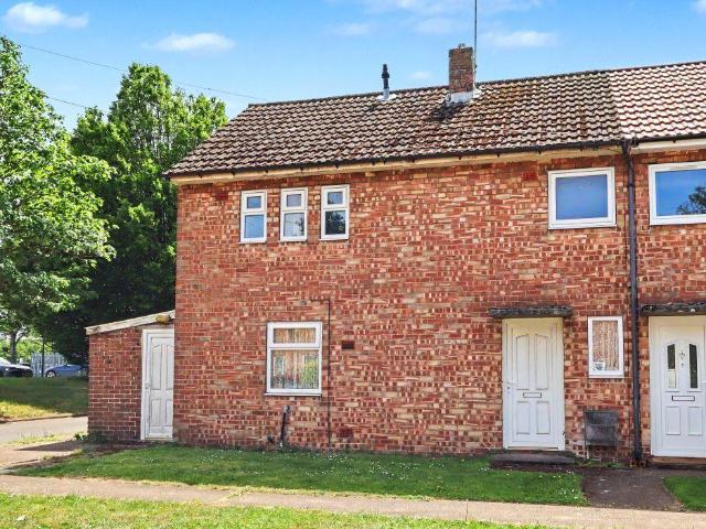 3 bedroom end of terrace house for sale