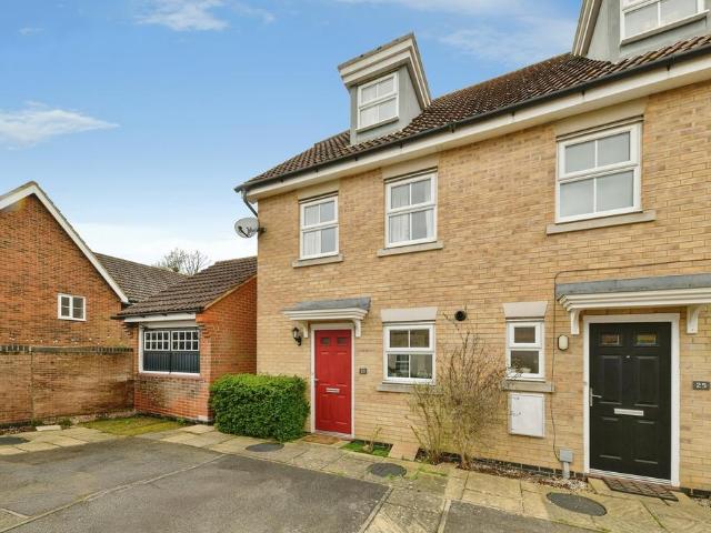 3 bedroom end of terrace house for sale