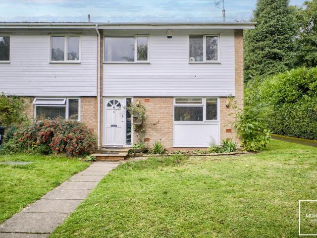 3 bedroom end of terrace house for sale