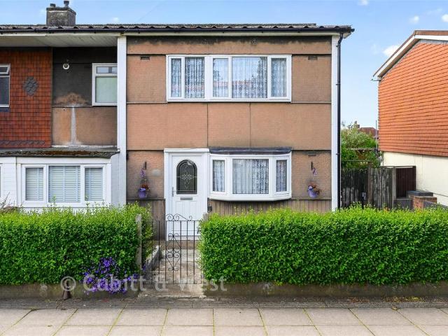 3 bedroom end of terrace house for sale