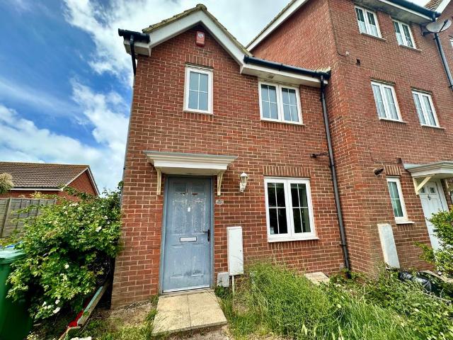 3 bedroom end of terrace house for sale