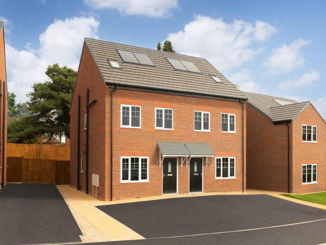 3 bedroom end of terrace house for sale