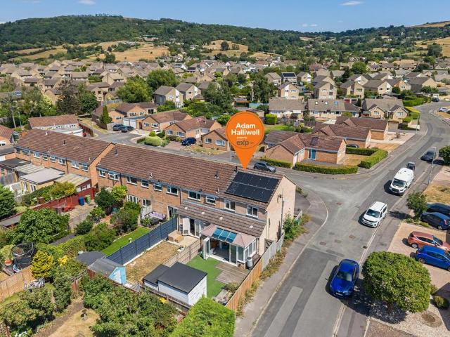 3 bedroom end of terrace house for sale