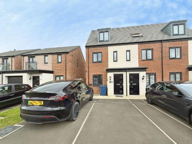 3 bedroom end of terrace house for sale