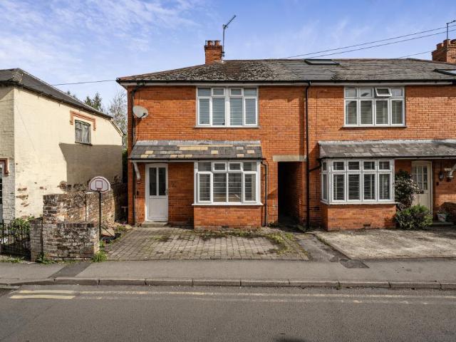3 bedroom end of terrace house for sale