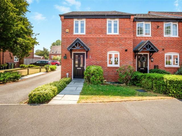 3 bedroom end of terrace house for sale