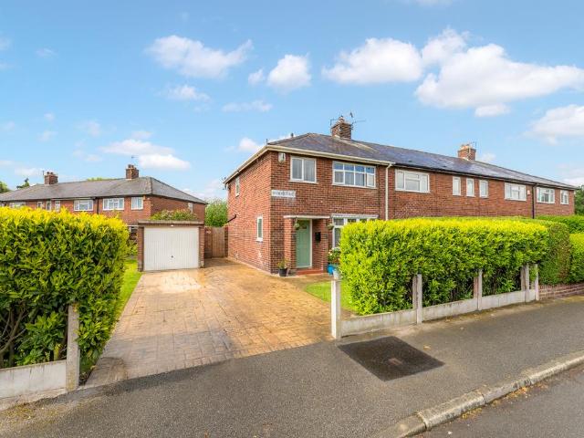3 bedroom end of terrace house for sale