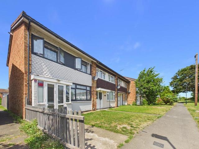 3 bedroom end of terrace house for sale
