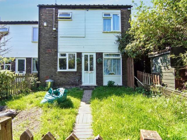 3 bedroom end of terrace house for sale