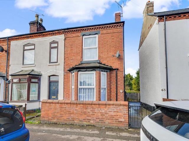 3 bedroom end of terrace house for sale