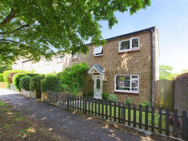 3 bedroom end of terrace house for sale