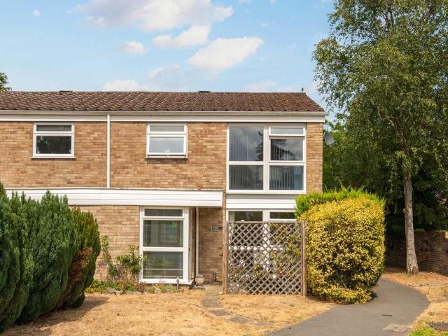 3 bedroom end of terrace house for sale