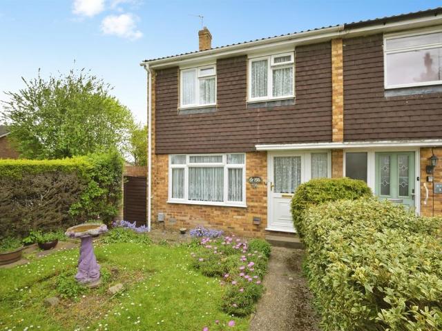 3 bedroom end of terrace house for sale