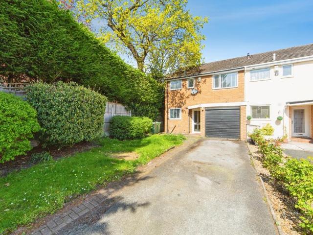 3 bedroom end of terrace house for sale
