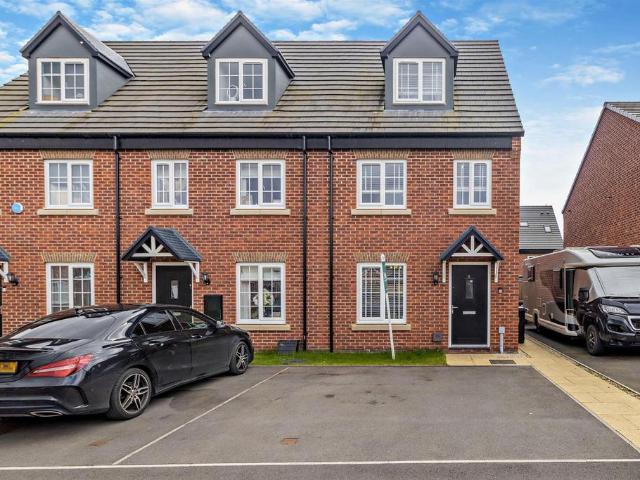 3 bedroom end of terrace house for sale