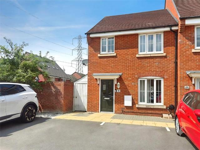 3 bedroom end of terrace house for sale