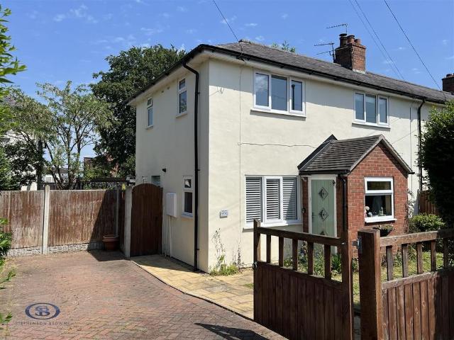 3 bedroom end of terrace house for sale