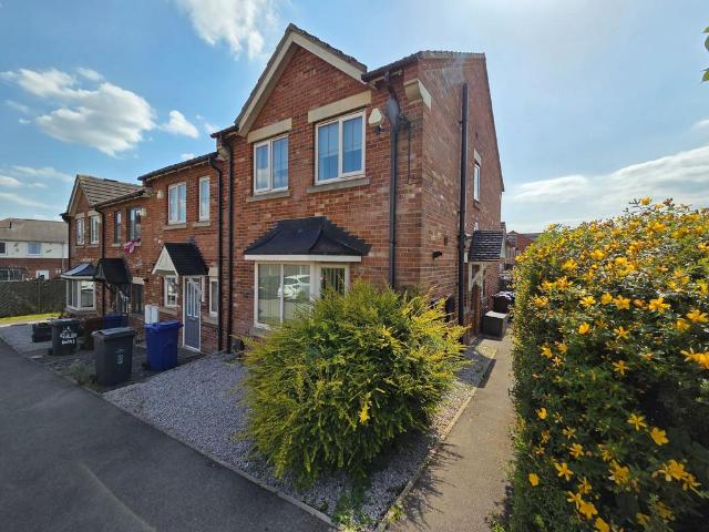 3 bedroom end of terrace house for sale